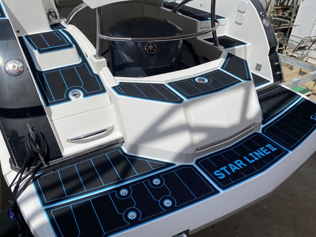 SeaDekフルカスタム【SR-310】 | 優良ボート免許教室ならオーシャンマリン～新艇・中古艇ボート販売、免許取得、レンタル～